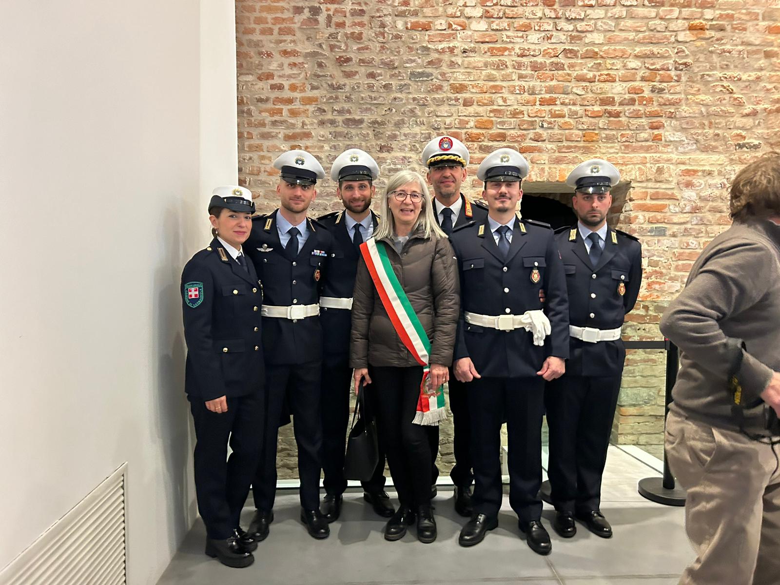 Carmagnola. Quattro nuovi agenti della Polizia Locale prendono servizio ...